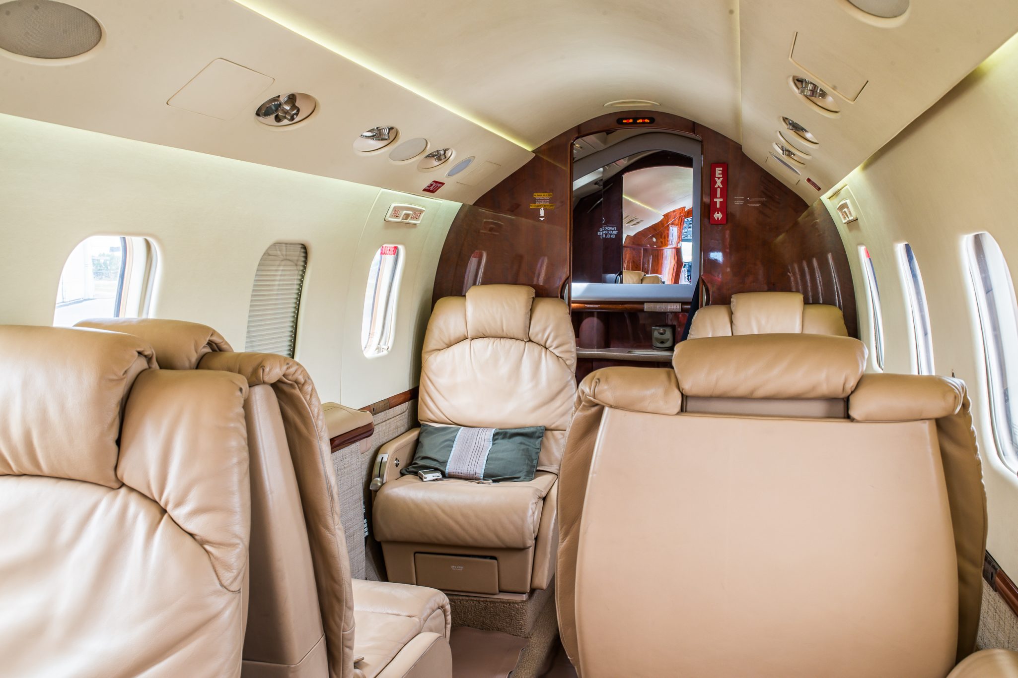2004 Gulfstream G100 - jetAVIVA - Life Is Short, Fly a Jet.