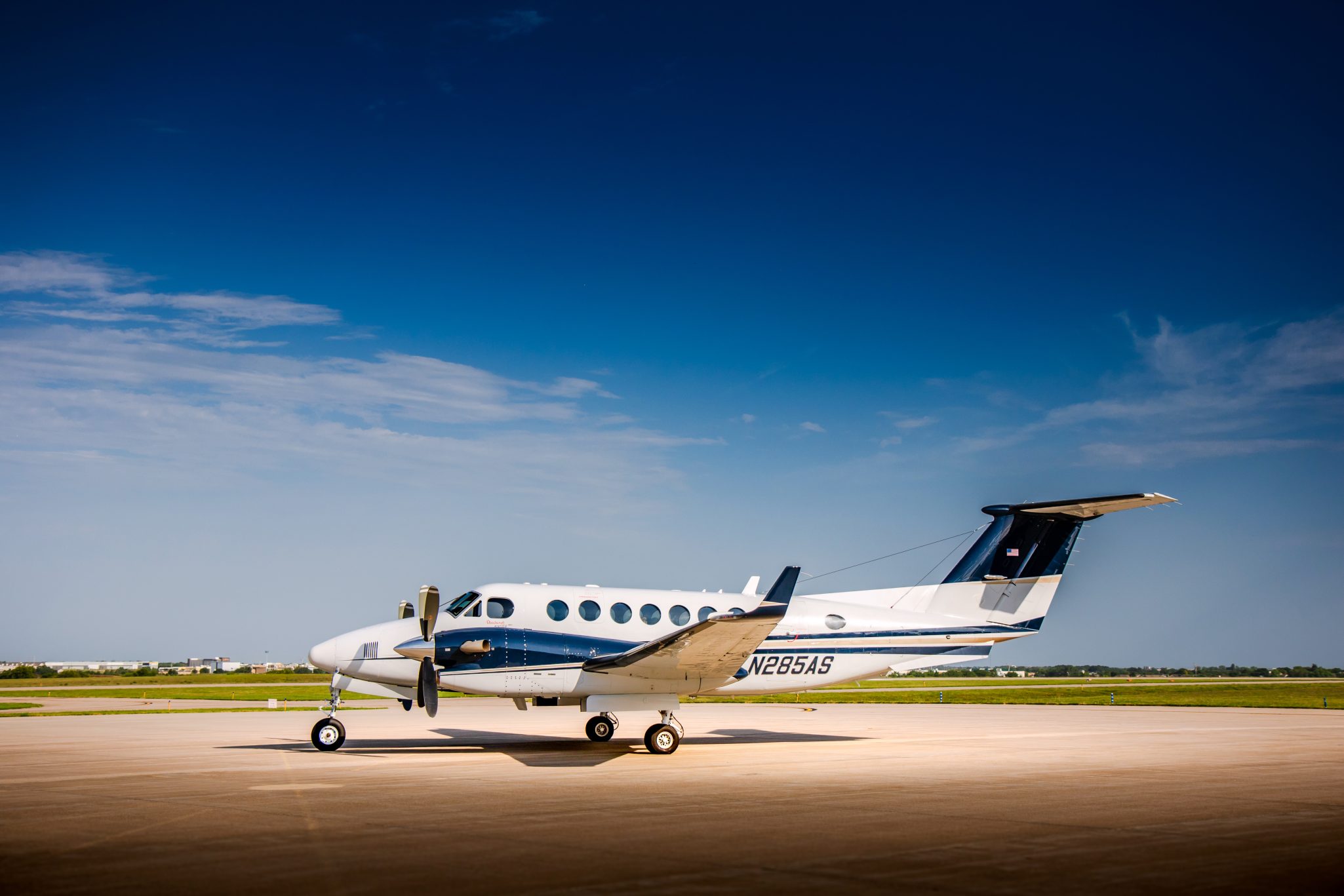 2010 Beechcraft King Air 350i - jetAVIVA - Life Is Short, Fly a Jet.