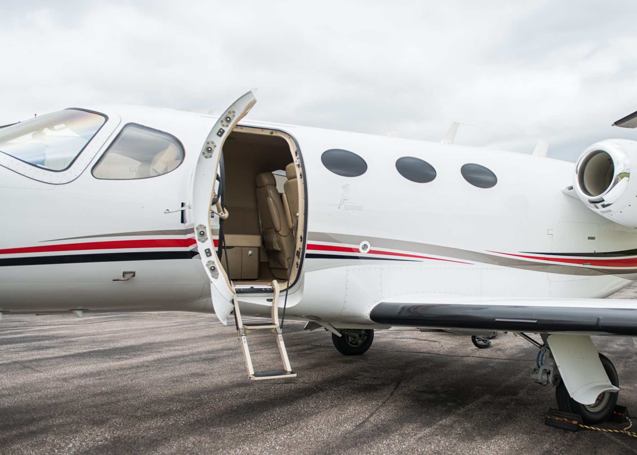 2010 Cessna Citation 510 Mustang - jetAVIVA - Life Is Short, Fly a Jet.