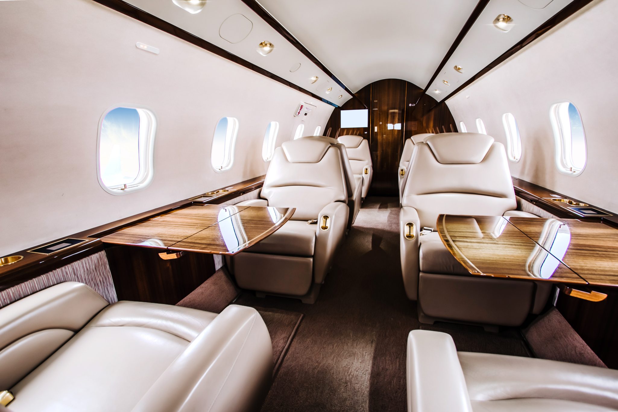 2011 Bombardier Challenger 300 - jetAVIVA - Life Is Short, Fly a Jet.