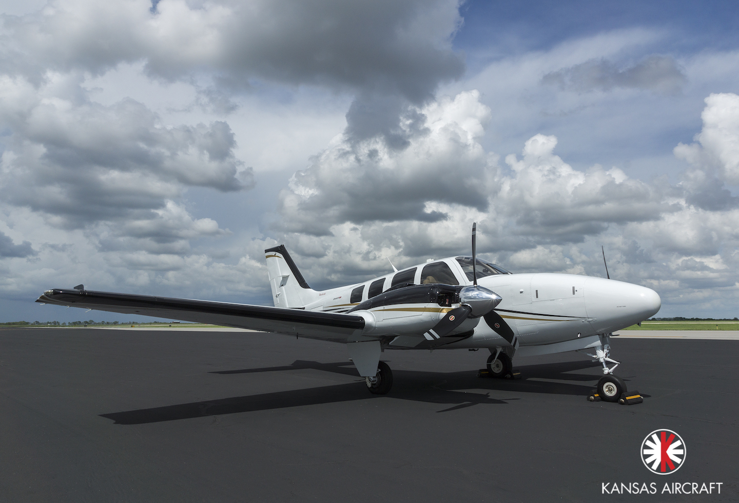 2014 Beechcraft G58 Baron - jetAVIVA - Life Is Short, Fly a Jet.