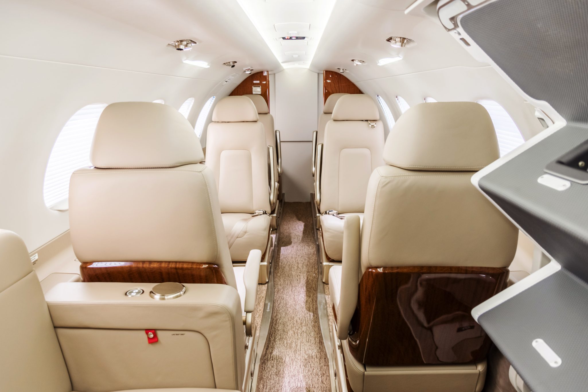 2014 Embraer Phenom 300 - jetAVIVA - Life Is Short, Fly a Jet.
