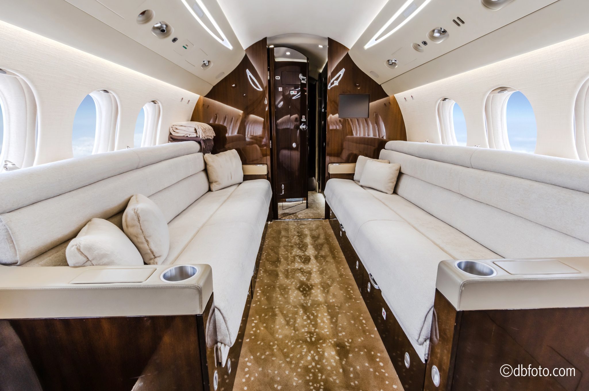 2008 Falcon 7X SN 7X-26 - jetAVIVA - Life Is Short, Fly a Jet.