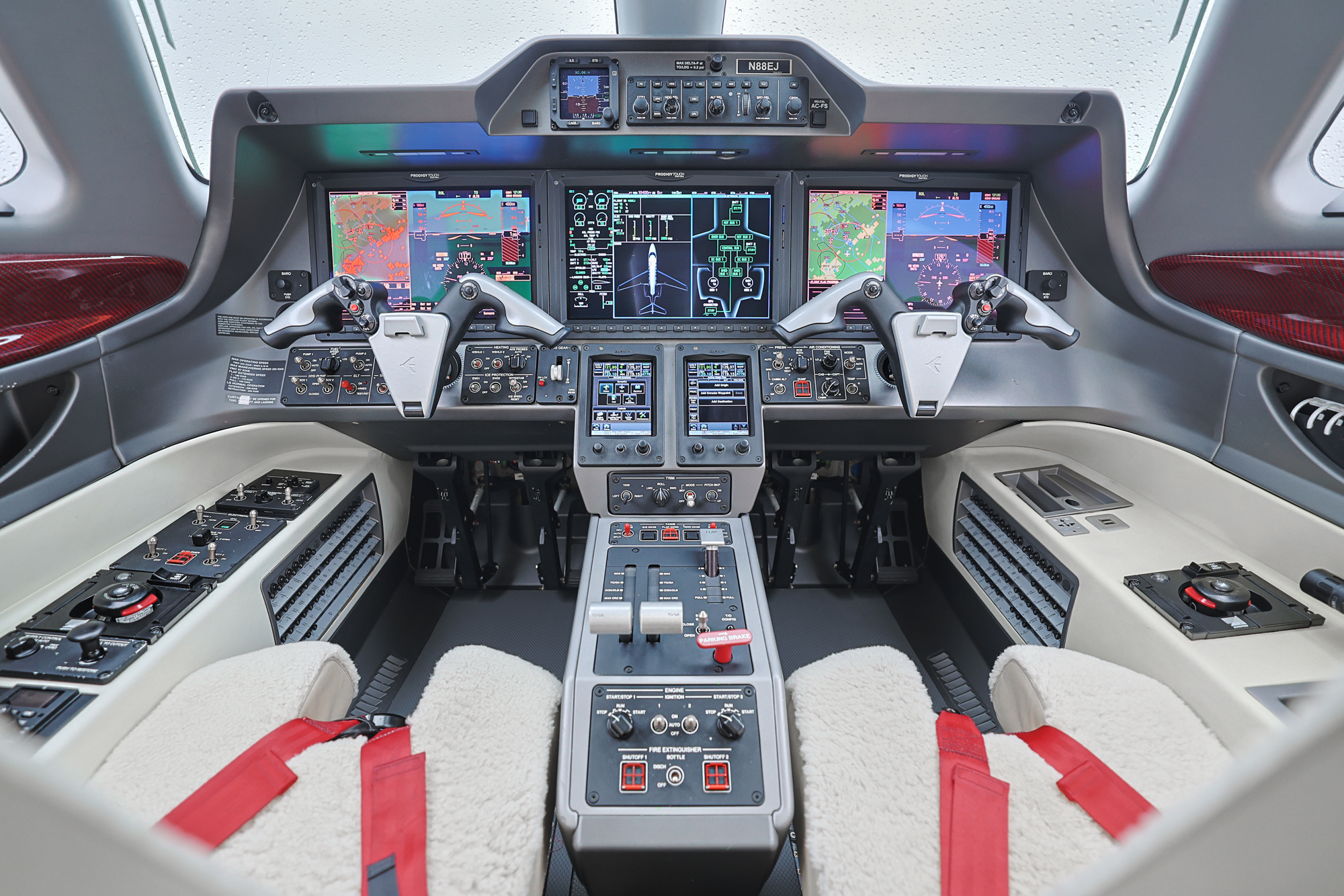 2013 Phenom 300 SN 50500193 - jetAVIVA - Life Is Short, Fly a Jet.