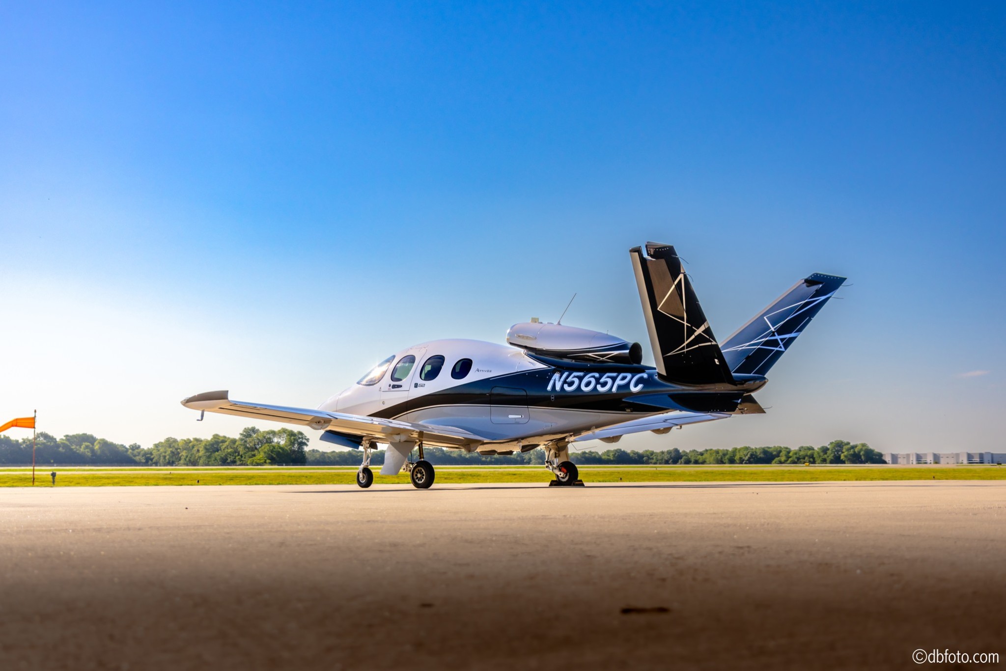 2020 Cirrus SF50 G2 Vision Jet SN 0227 - jetAVIVA - Life Is Short, Fly ...