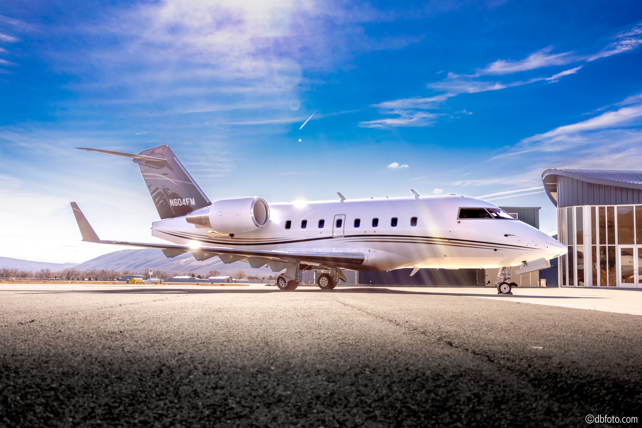 2001 Challenger 604 SN 5488 - jetAVIVA - Life Is Short, Fly a Jet.