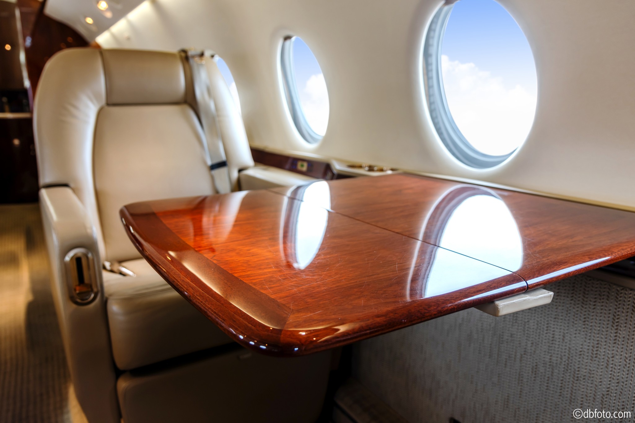 2000 Gulfstream G200 SN G200-017 - jetAVIVA - Life Is Short, Fly a Jet.