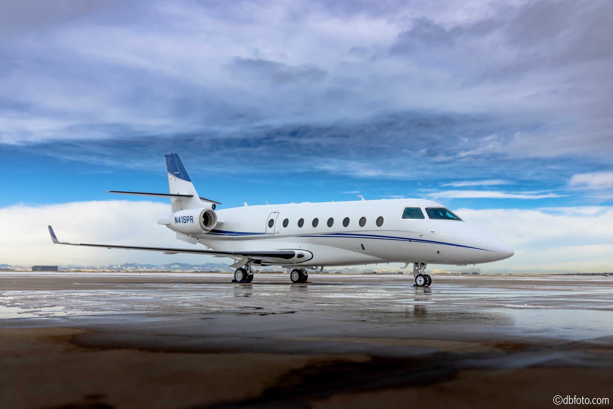 2000 Gulfstream G200 SN G200-017 - jetAVIVA - Life Is Short, Fly a Jet.