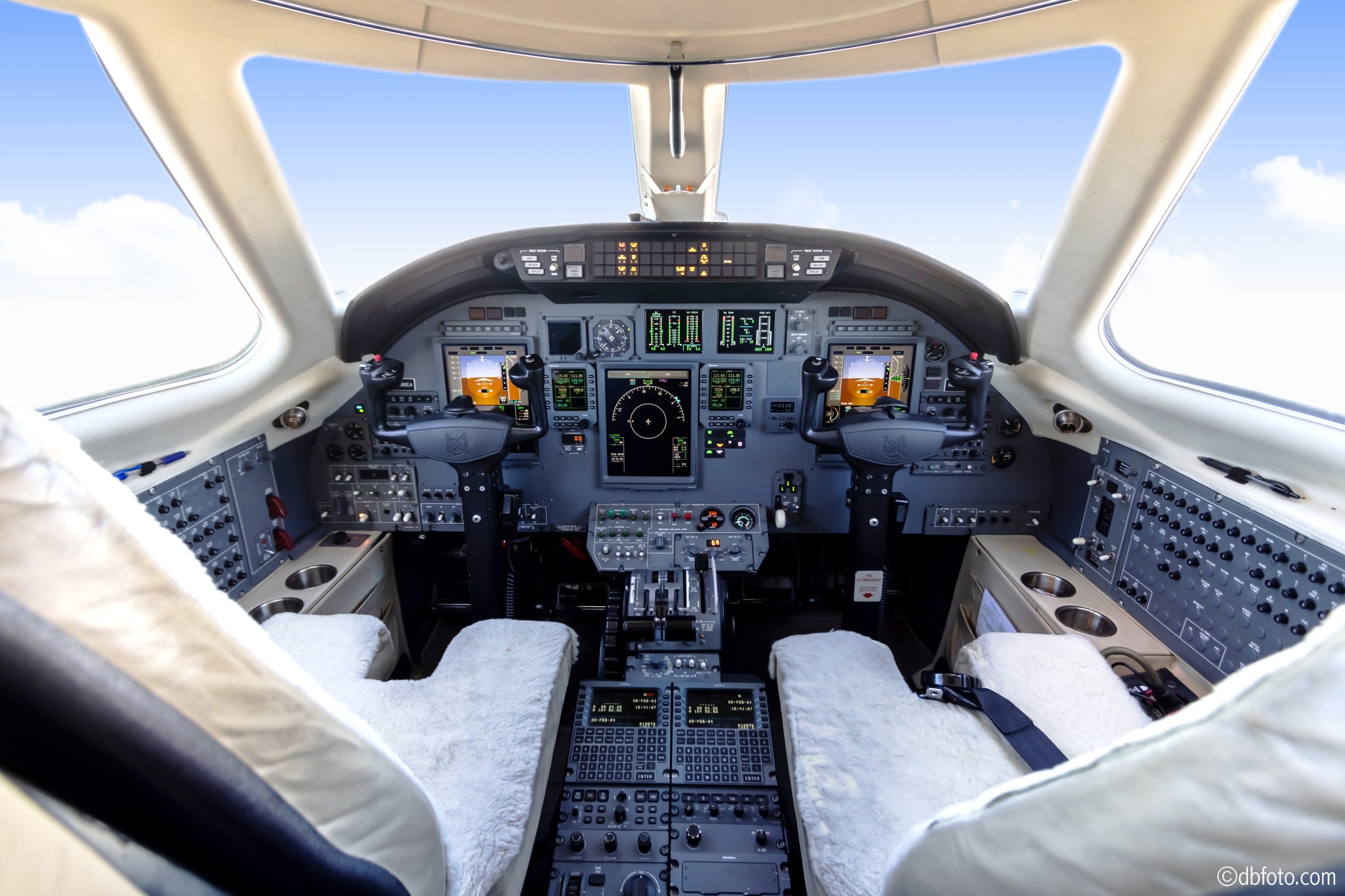 2006 Citation XLS SN 560-5670 - jetAVIVA - Life Is Short, Fly a Jet.