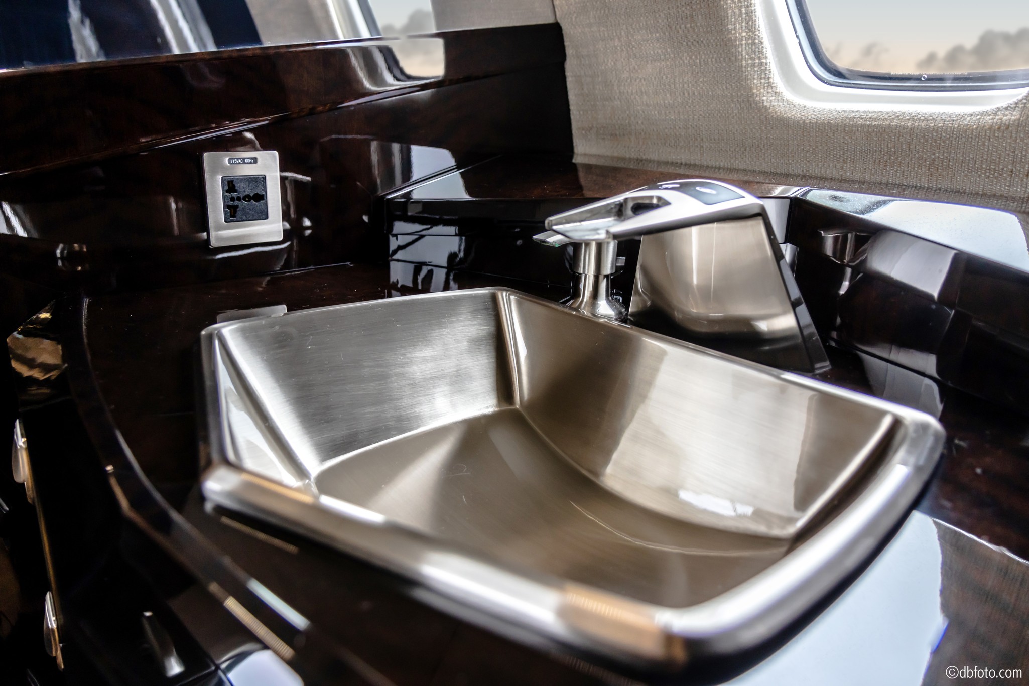 2014 Citation Sovereign+ SN 680-0507 - jetAVIVA - Life Is Short, Fly a Jet.