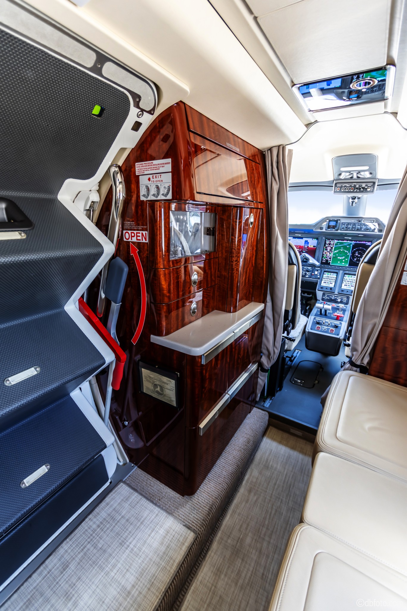 2019 Phenom 300E SN 50500535 - jetAVIVA - Life Is Short, Fly a Jet.