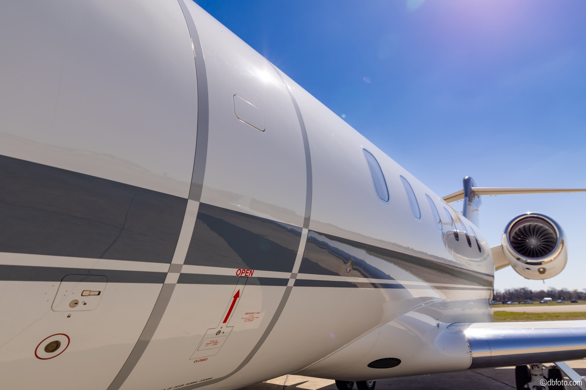 2013 Challenger 300 - jetAVIVA - Life Is Short, Fly a Jet.