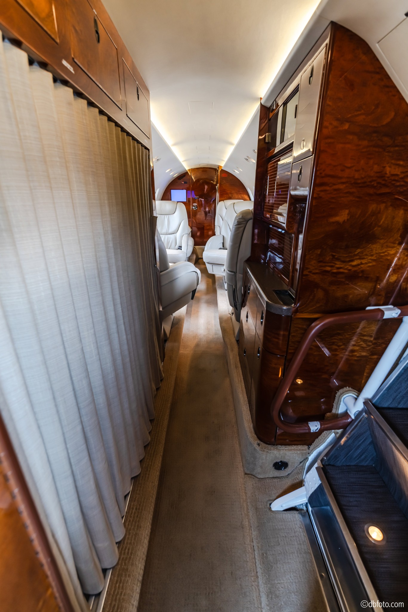 2004 Hawker 800XP SN 258653 - jetAVIVA - Life Is Short, Fly a Jet.