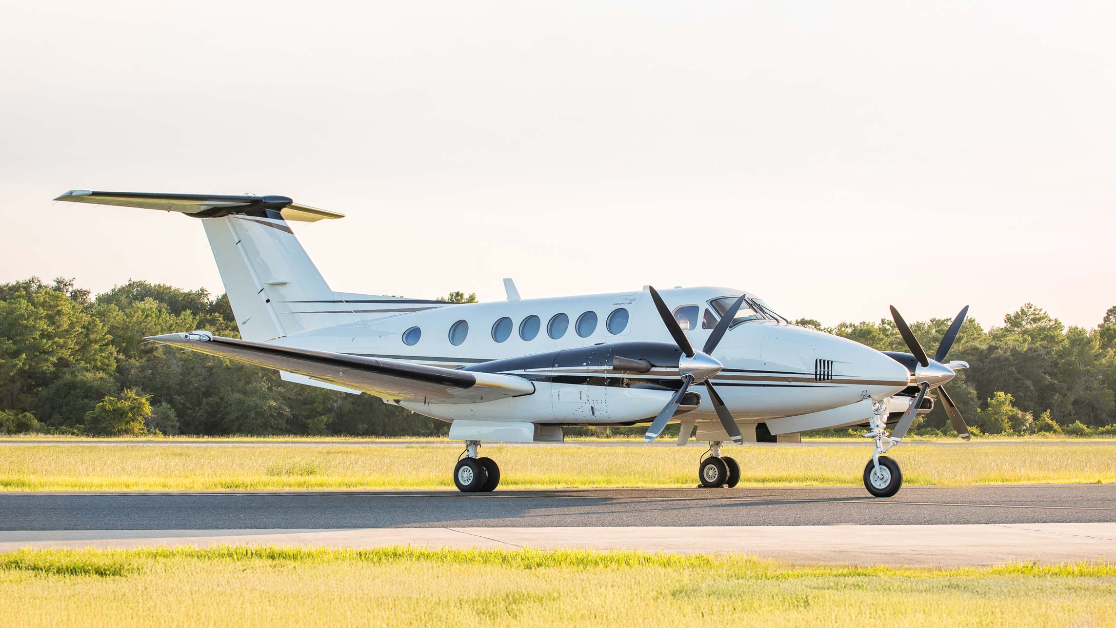 Buying a Pre-Owned Beechcraft King Air: What to Know Before You Buy - jetAVIVA - Life Is Short ...