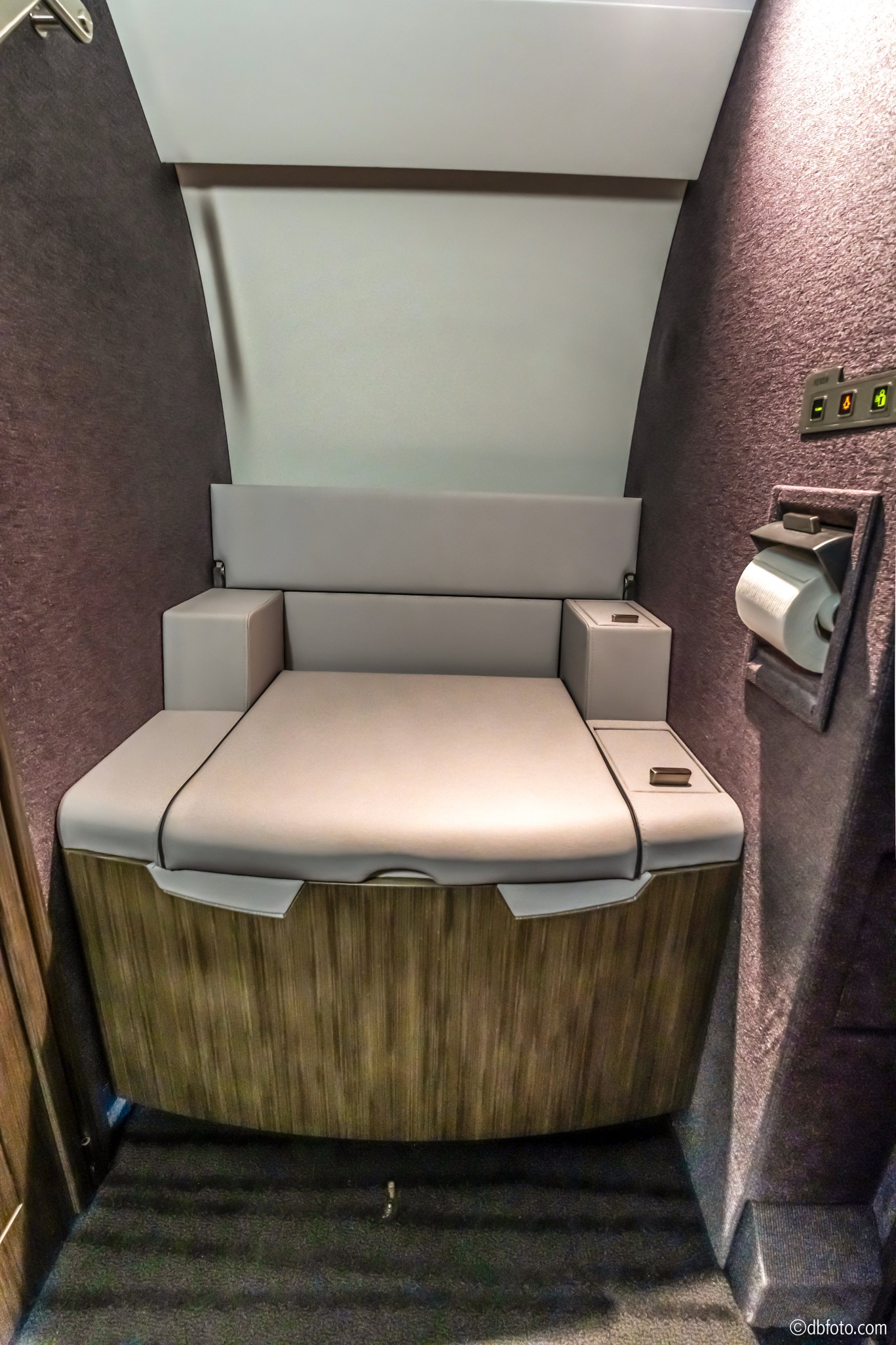 2002 Dassault Falcon 2000 SN 2000-194 - jetAVIVA - Life Is Short, Fly a ...