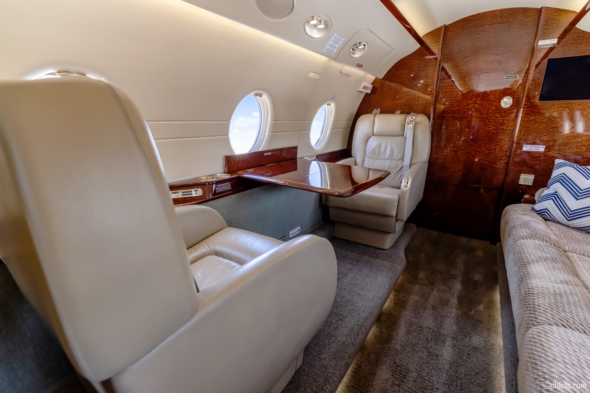 2005 Gulfstream G200 SN 121 - jetAVIVA - Life Is Short, Fly a Jet.