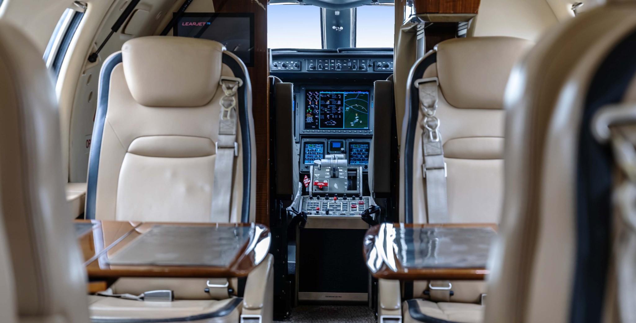 2014 Learjet 75 - jetAVIVA - Life Is Short, Fly a Jet.