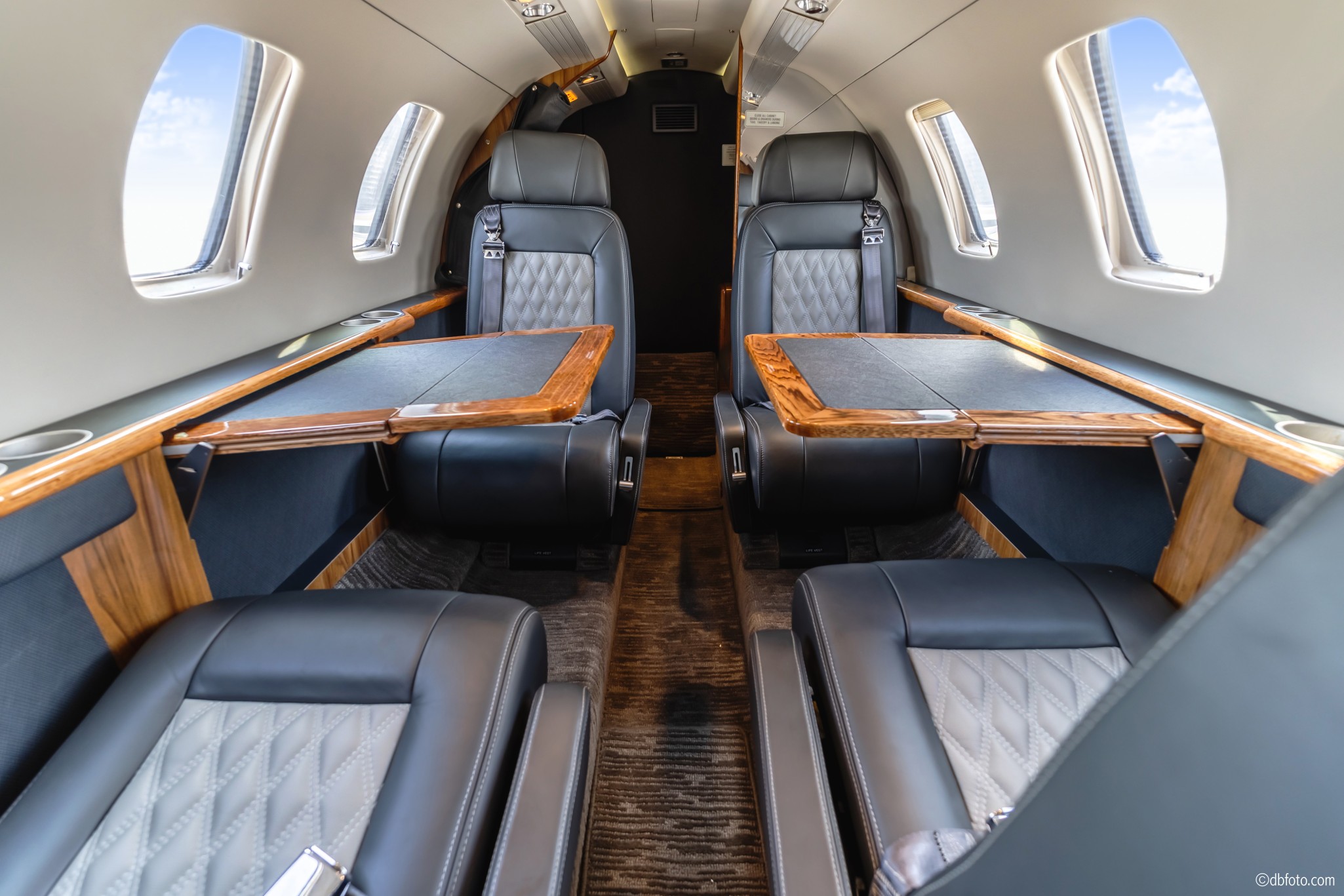 2001 Citation CJ1 SN 525-0419 - jetAVIVA - Life Is Short, Fly a Jet.