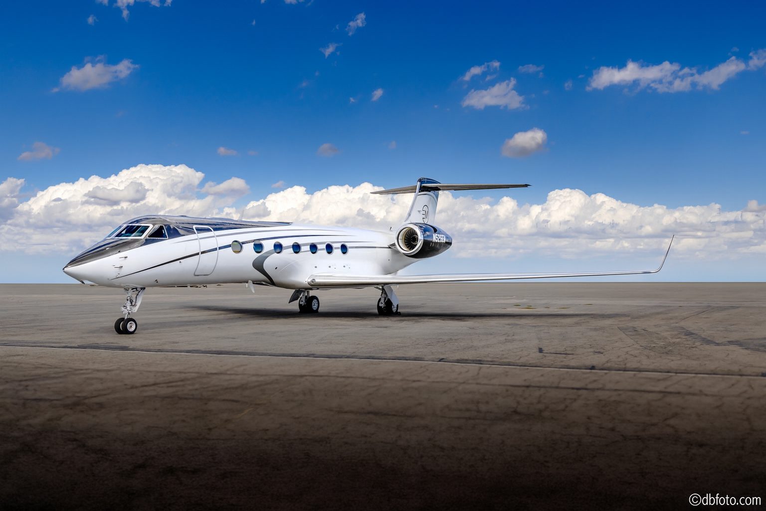 2016 Gulfstream G550 - jetAVIVA - Life Is Short, Fly a Jet.