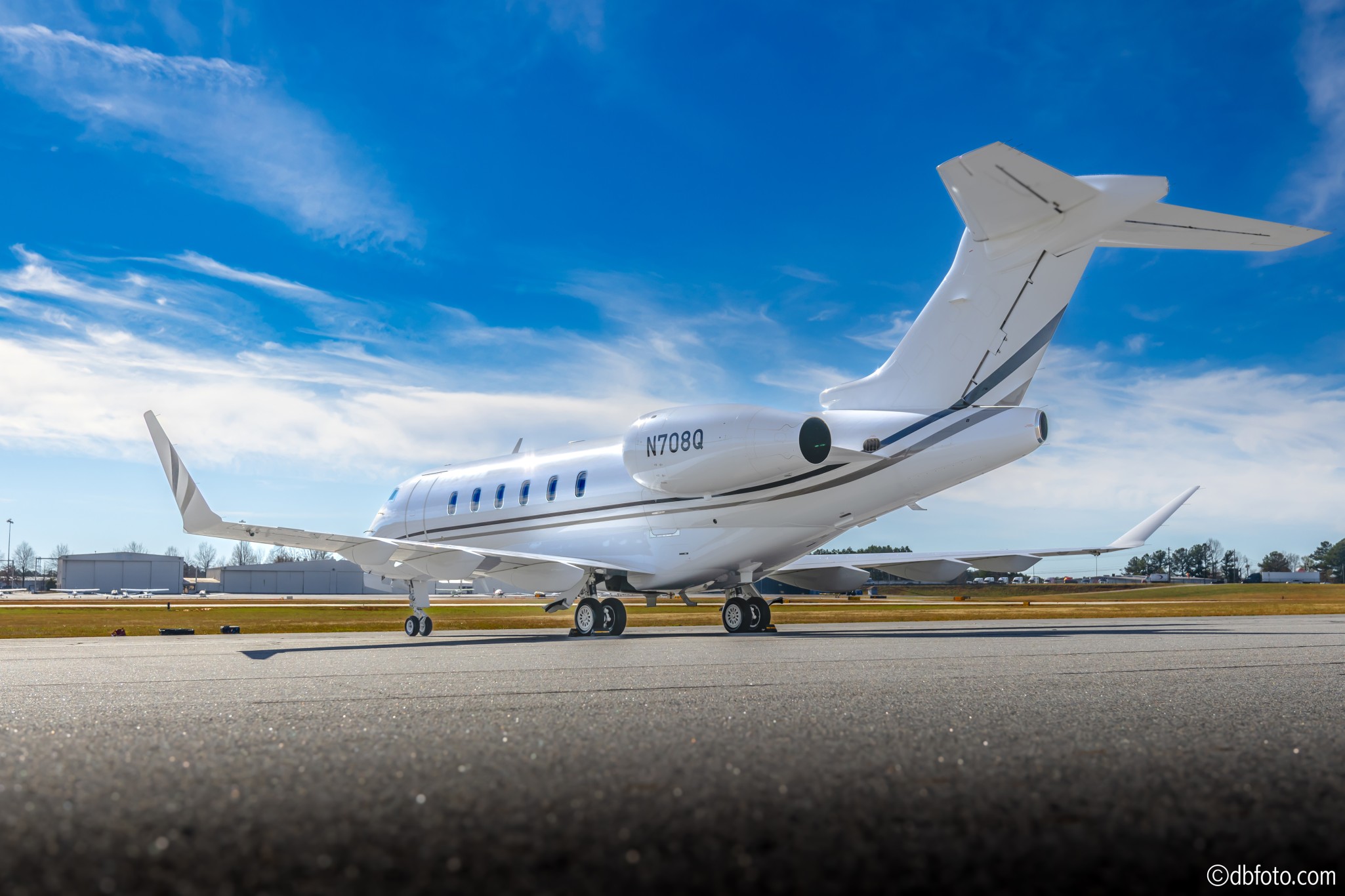 2020 Challenger 350 - jetAVIVA - Life Is Short, Fly a Jet.