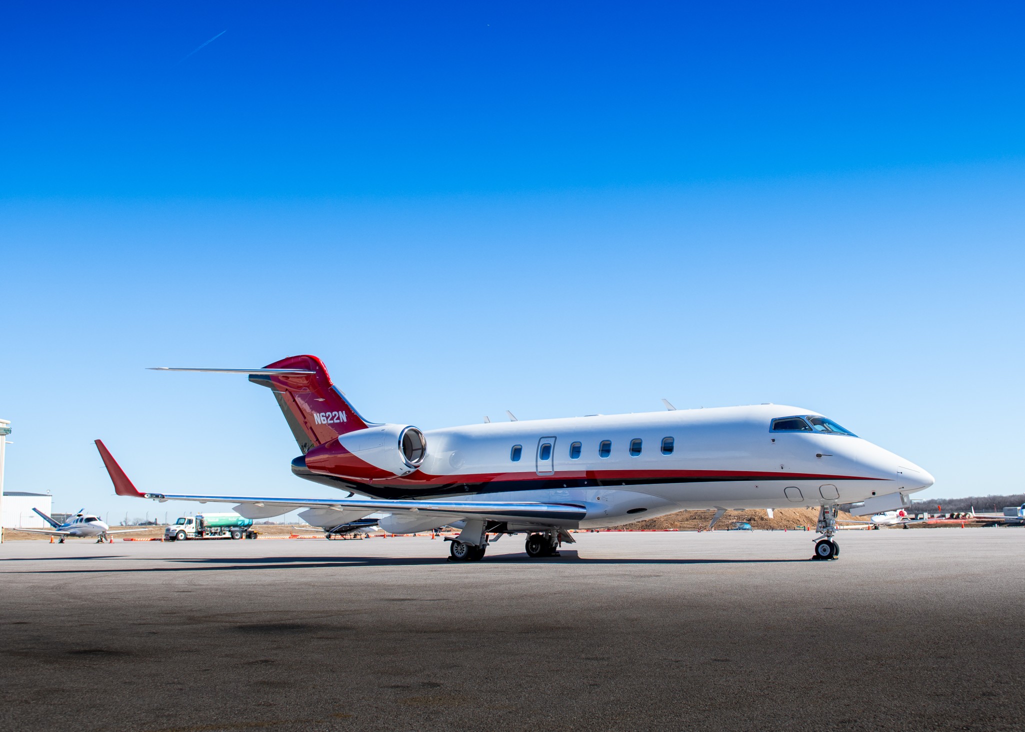 2010 Challenger 300 - jetAVIVA - Life Is Short, Fly a Jet.